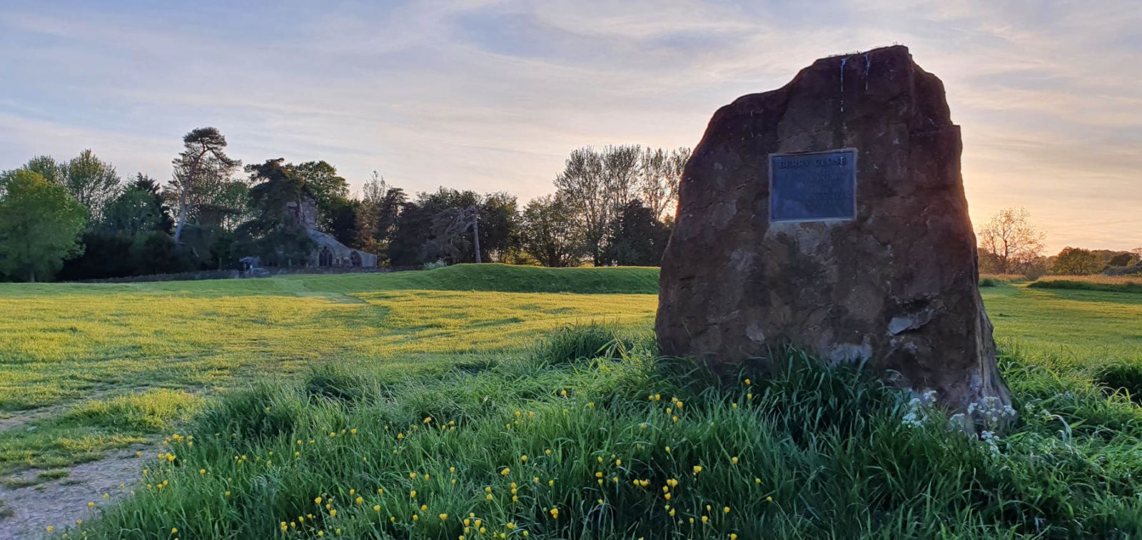 Home [www.chacombeparishcouncil.org.uk]